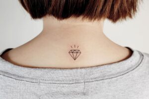 24 Gorgeous Takes On The Stunning Small Diamond Tattoo