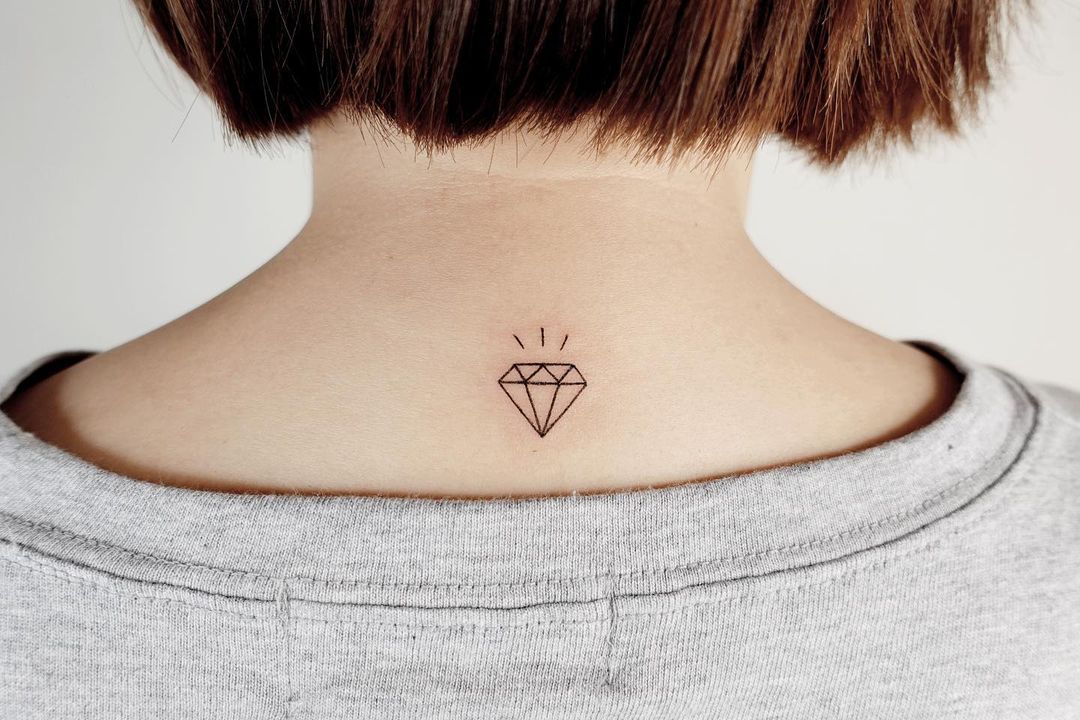 24 Gorgeous Takes On The Stunning Small Diamond Tattoo