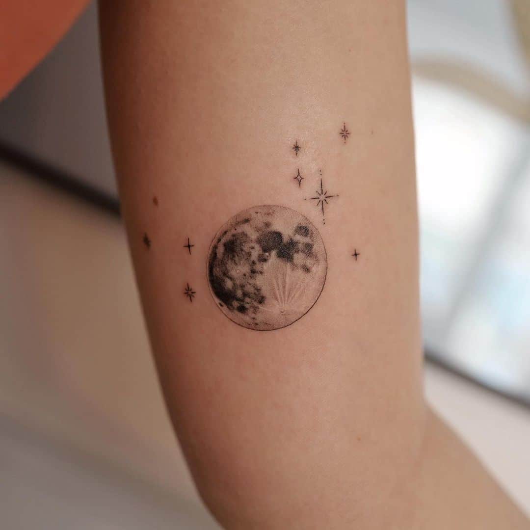27 Moon Tattoo Ideas To Represent The Magic Within You