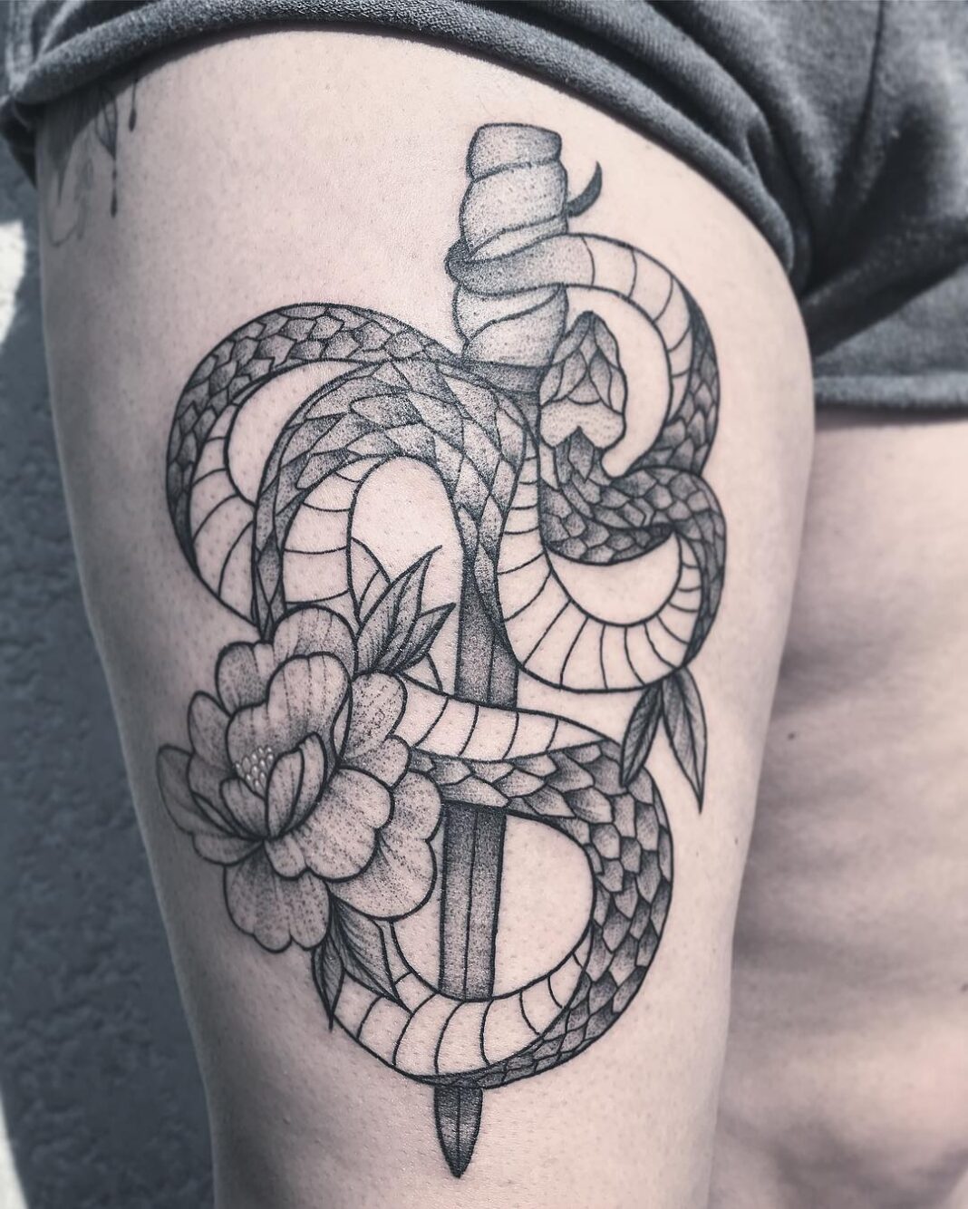 An Ode To Your Bravery: 24 Snake With Flowers Tattoo Designs