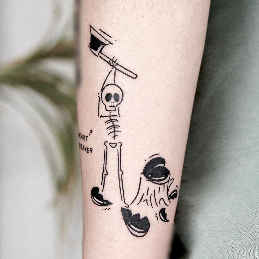 25 Heartbreak Tattoo Ideas To Share Your Feelings