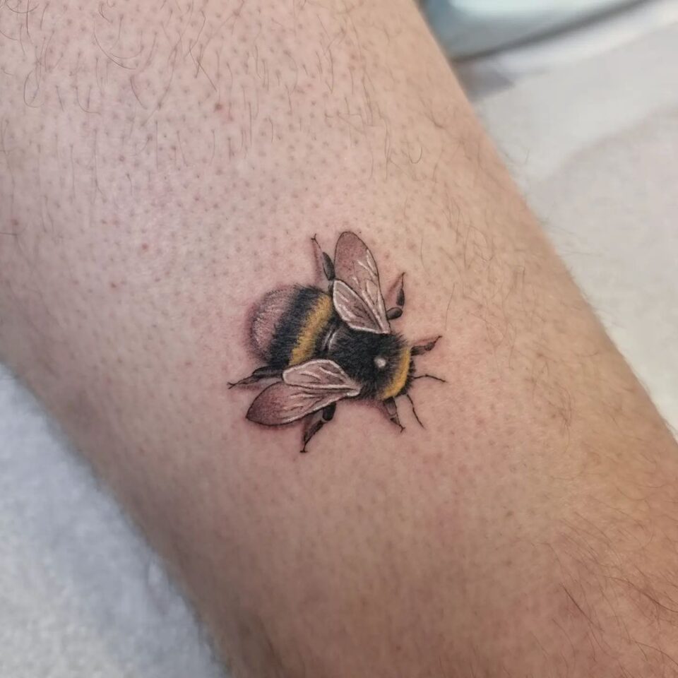 21 Bee Tattoos For All The Little Tattoo Lovers