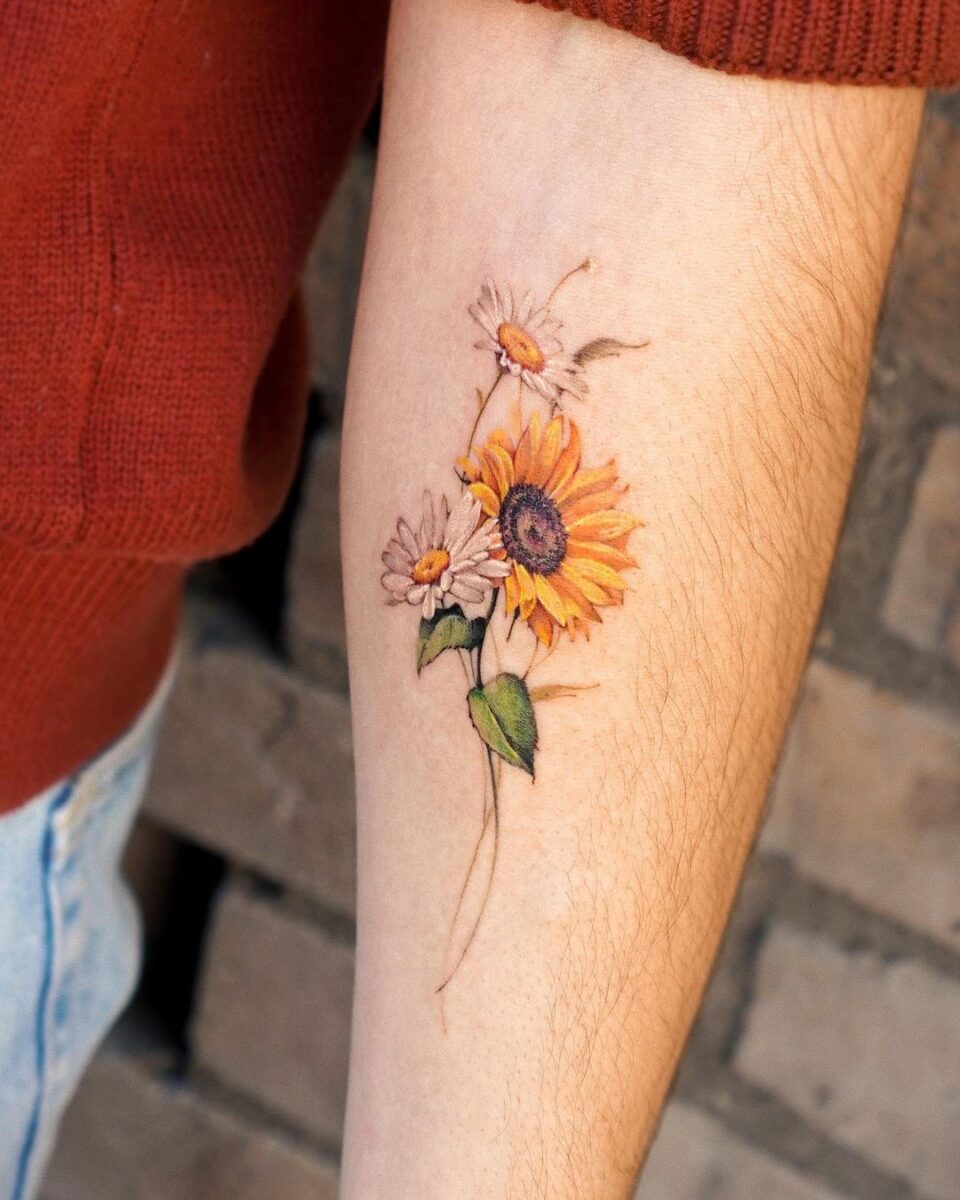 23 Sunflowers Tattoo Ideas That'll Brighten You Up
