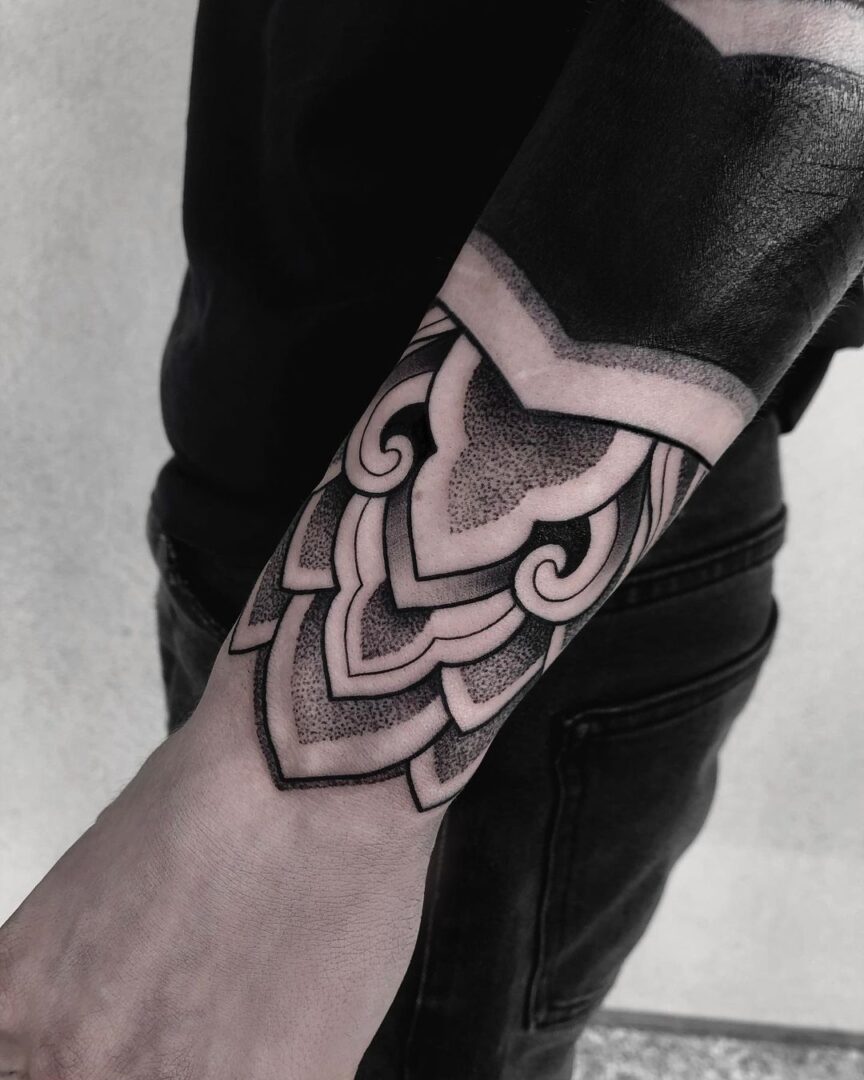 21 Dotwork Tattoo Designs For The Low-Key Ink Lover