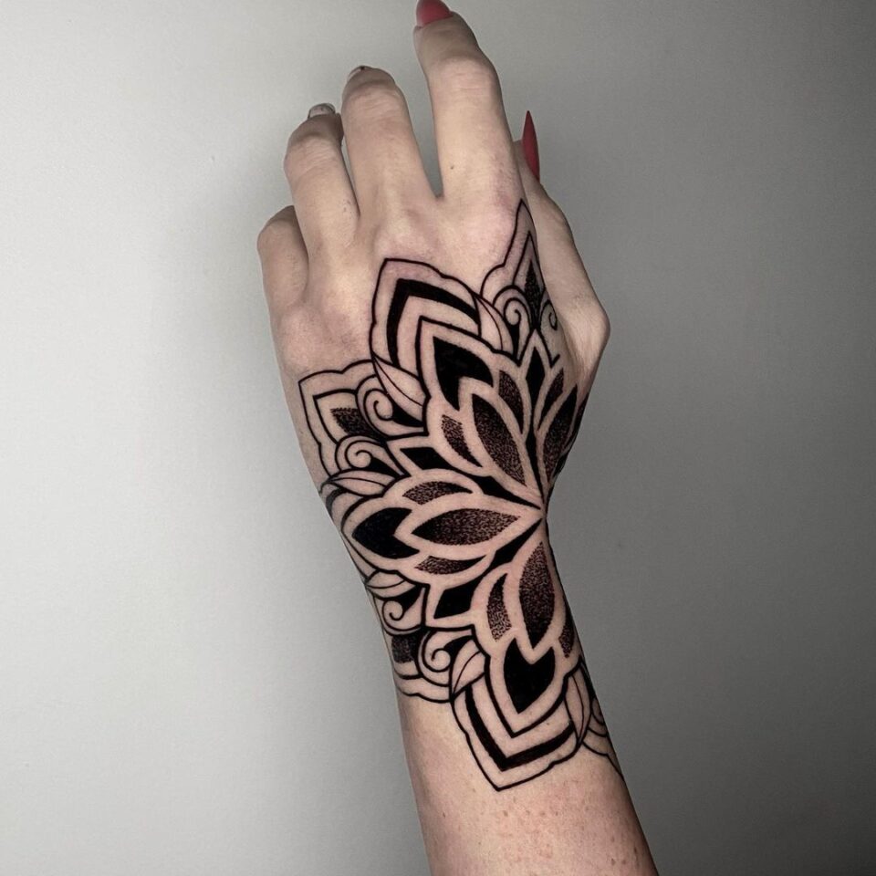 21 Dotwork Tattoo Designs For The Low-Key Ink Lover