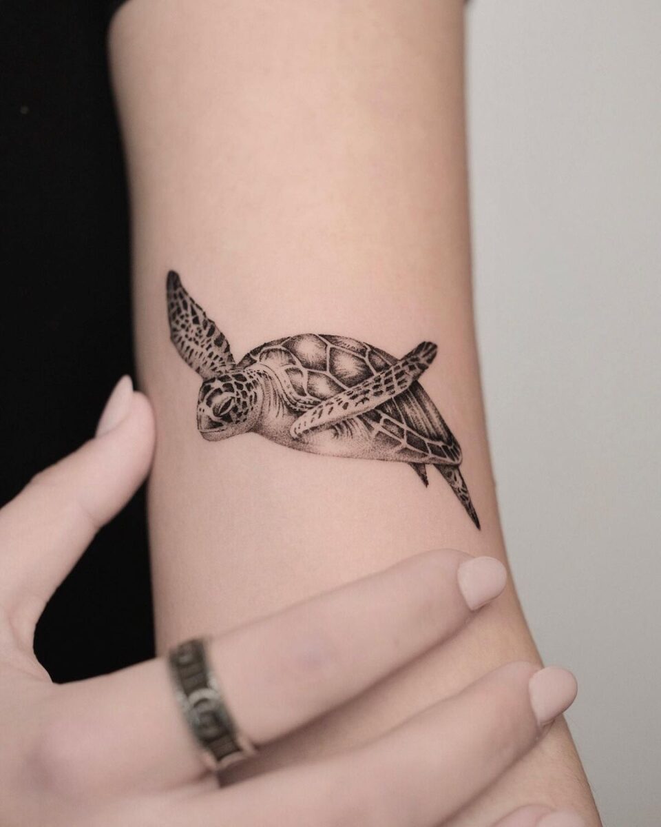 22 Snappy Sea Turtle Tattoos Guaranteed To Make A Splash