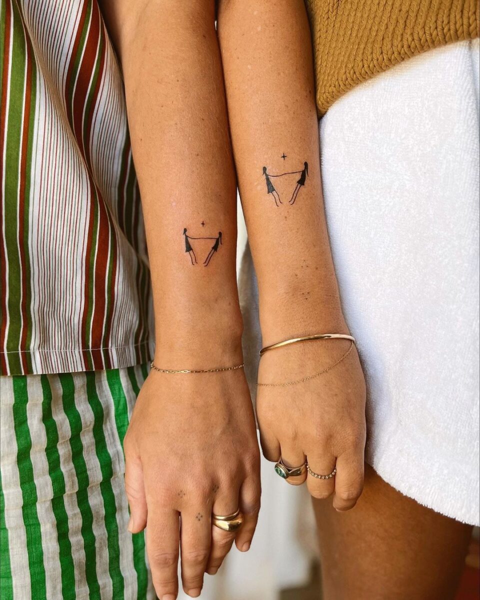 26 Magnificent Matching Tattoos To Say "I Love You" In Ink