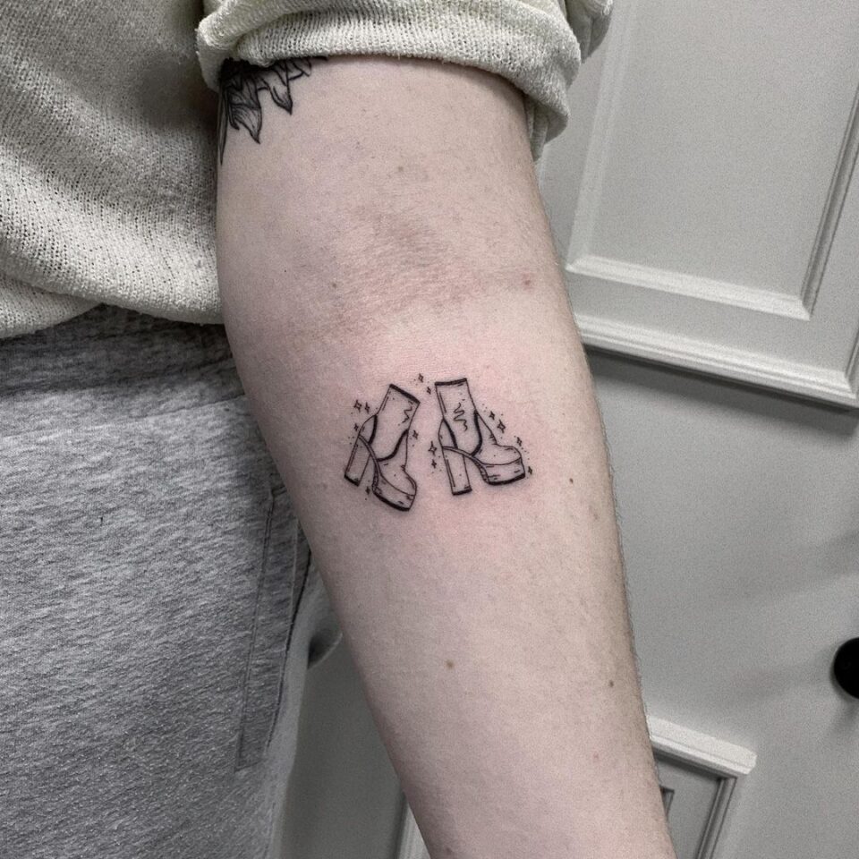 27 Shoe Tattoos For Passionate Shoe Lovers