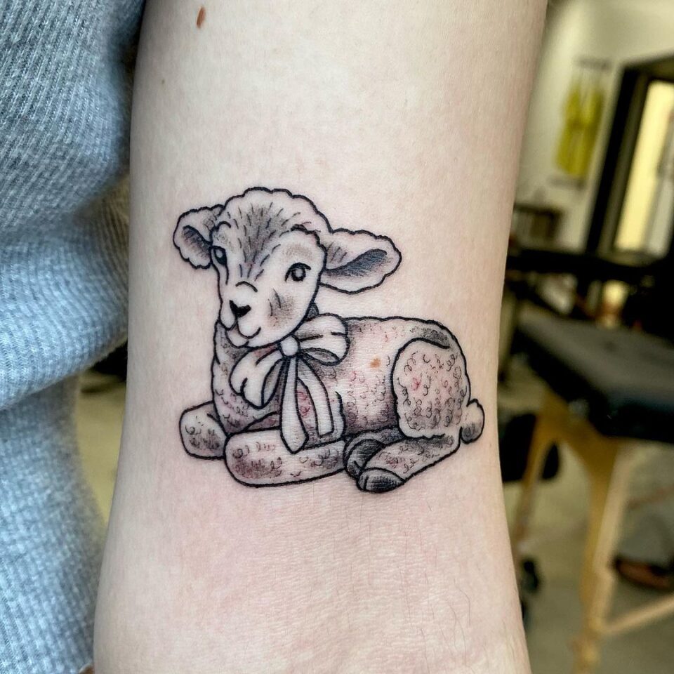 22 Gorgeous Lamb Tattoo Ideas To Symbolize Innocence And Purity