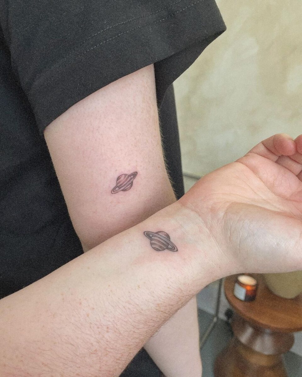26 Magnificent Matching Tattoos To Say "I Love You" In Ink