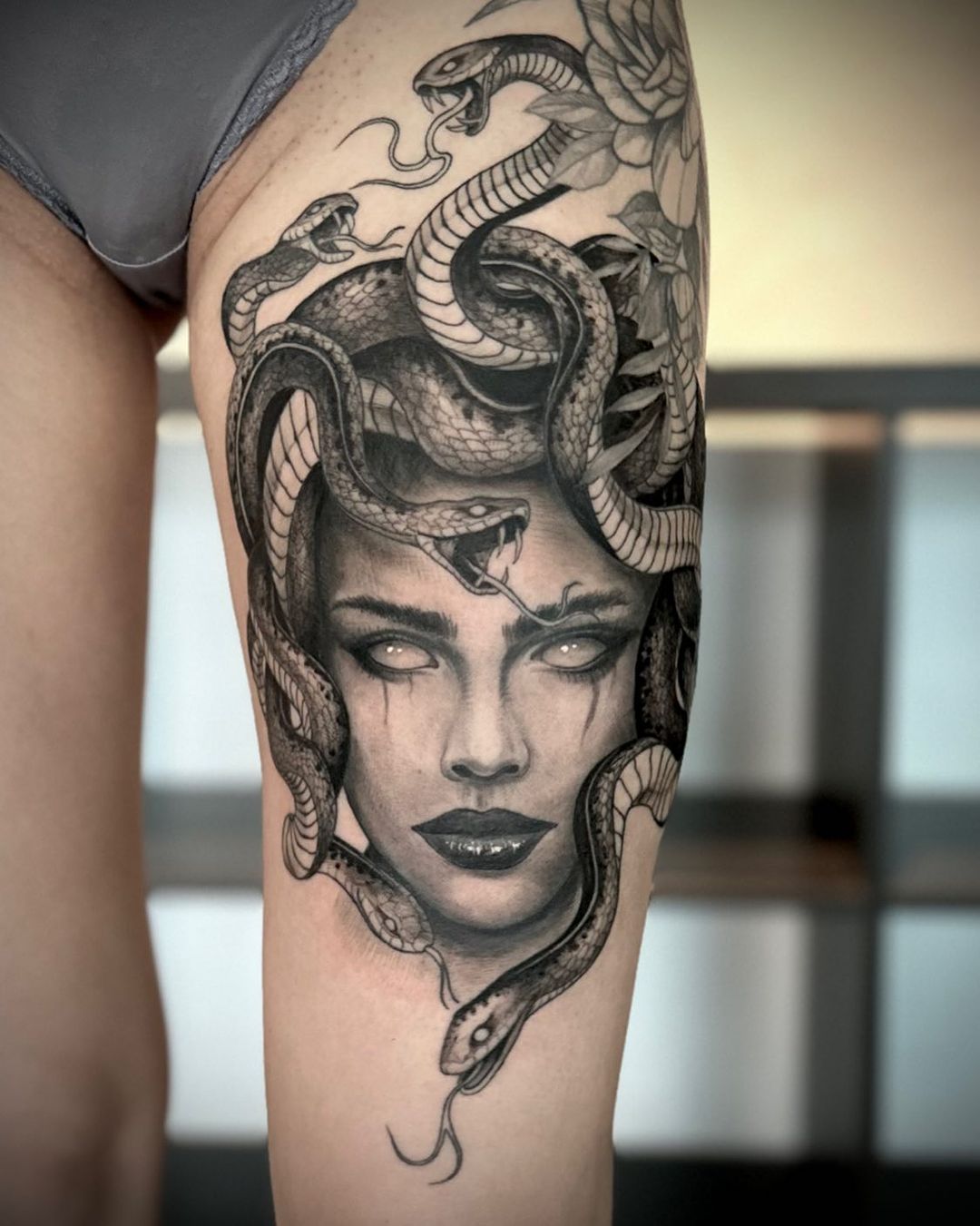26 Medusa Tattoo Designs That Scream For Female Empowerment
