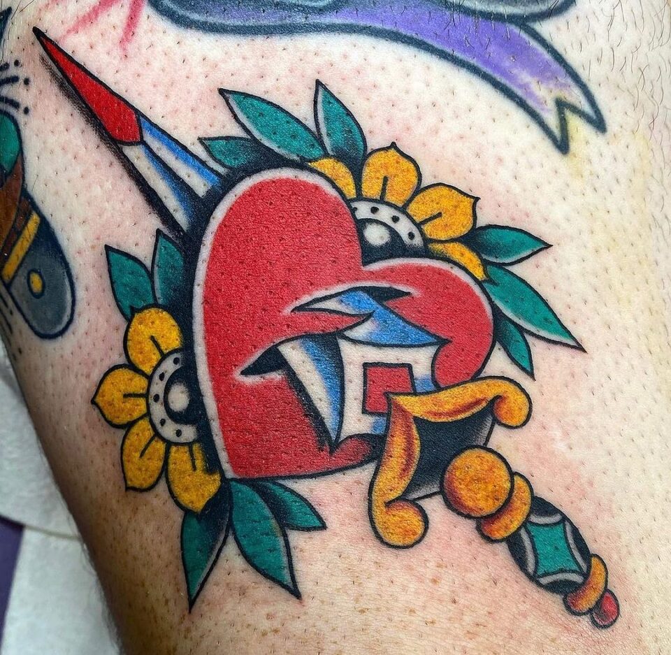 25 Dagger Tattoos That Will Represent Your Virtuous Qualities