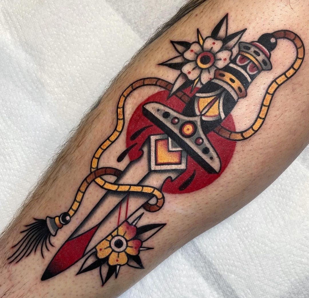 25 Dagger Tattoos That Will Represent Your Virtuous Qualities