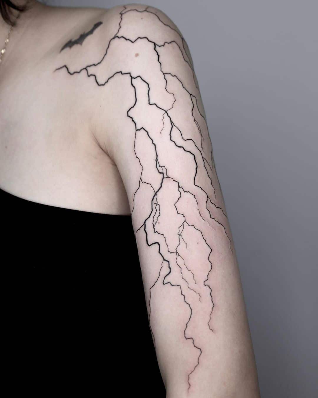 21 Lightning Tattoo Ideas For A Striking Ink
