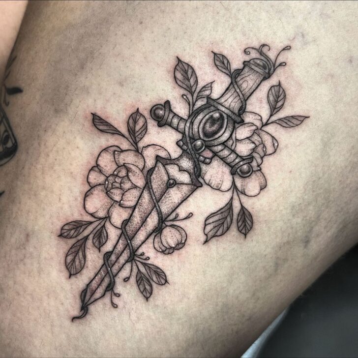 25 Dagger Tattoos That Will Represent Your Virtuous Qualities