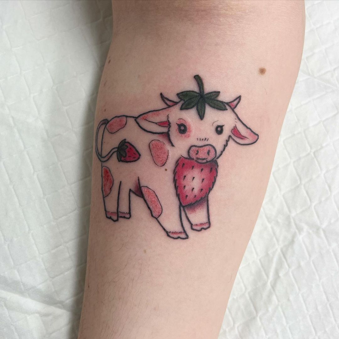 21 Incredible Cow Tattoos That'll Make You Spit Up Your Milk