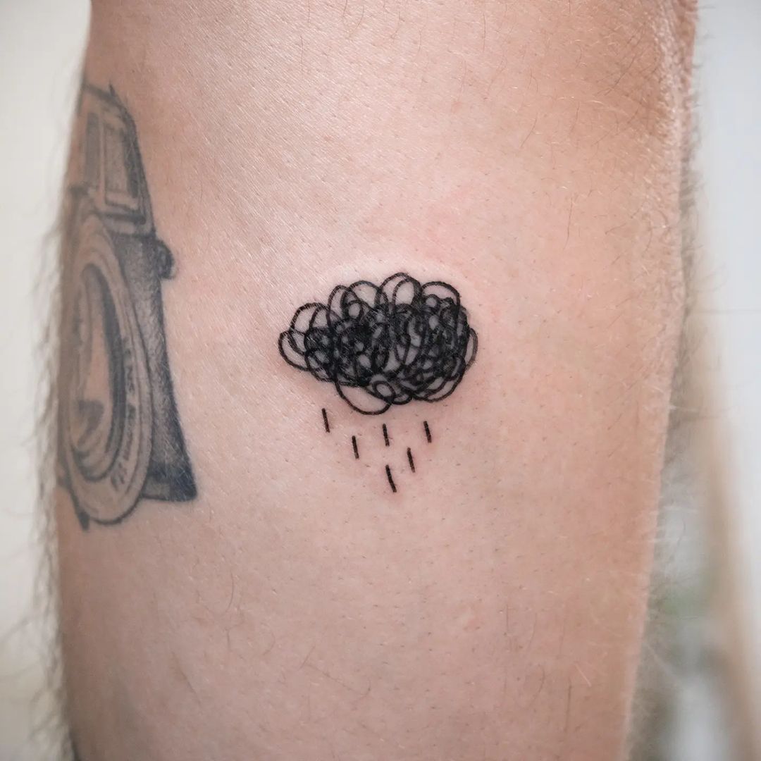 21 Unique Cloud Tattoo Ideas That Prove Only Sky S The Limit