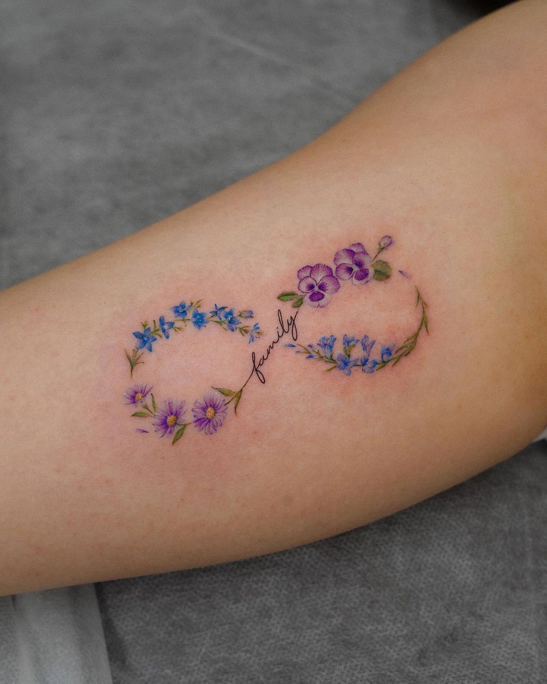 21 Alluring Violet Flower Tattoos For A Delicate Expression