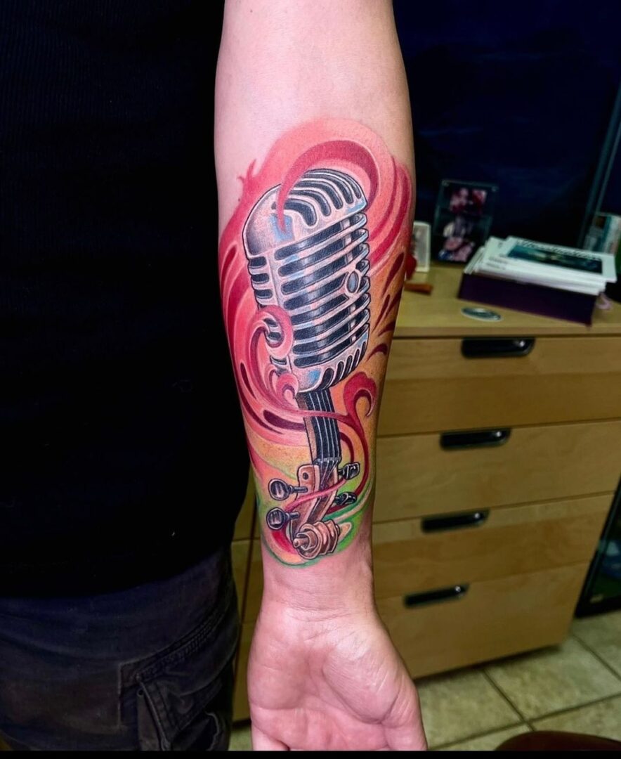 25 Microphone Tattoo Ideas If You Want Your Voice To Be Heard