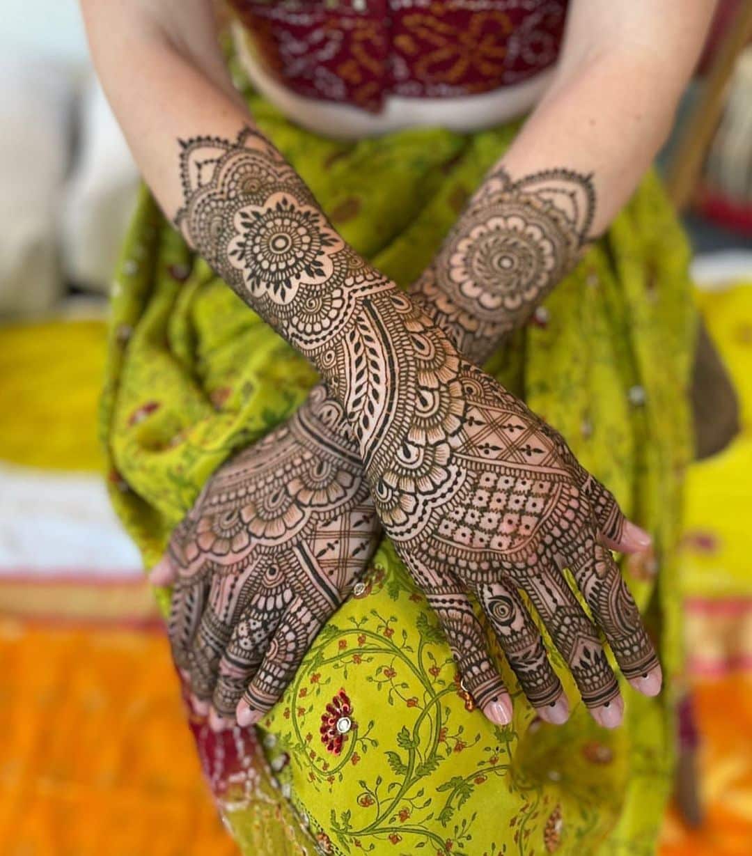 20 Irresistible Henna Tattoo Ideas To Celebrate Your Culture