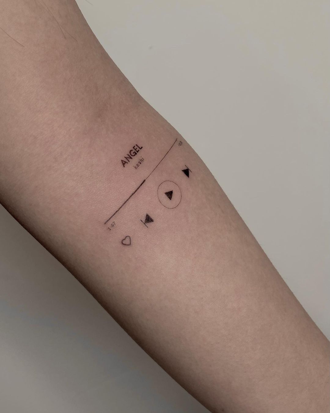 21 Mind-Blowing Music Tattoos That'll Hit The Right Notes