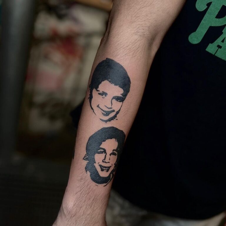 20 Stunning Brother Tattoo Ideas That Symbolize Brotherhood