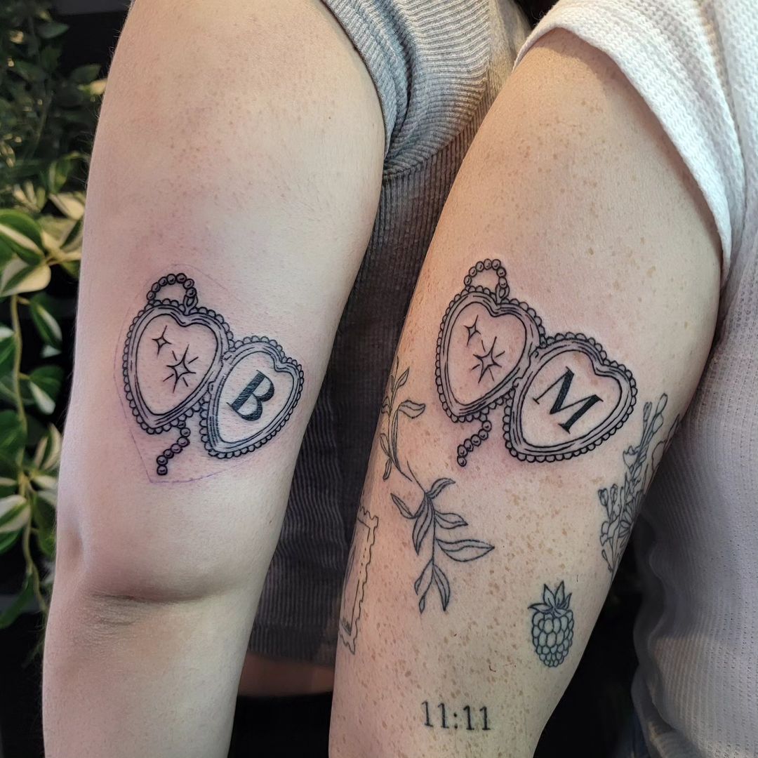 20 Heart-Stopping Sibling Tattoos That Ink Your Forever Bond