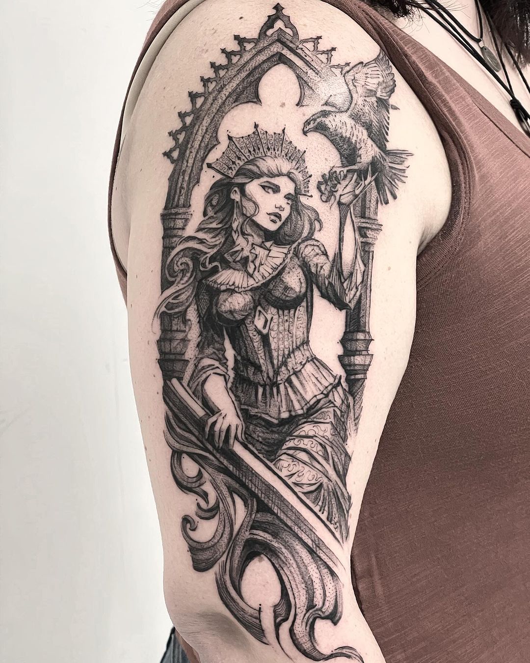 20 Spooky Gothic Tattoos in Black & White